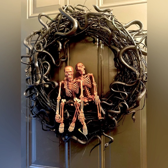 Holiday | Halloween Wreath 2 Skeletons Snakes | Poshmark